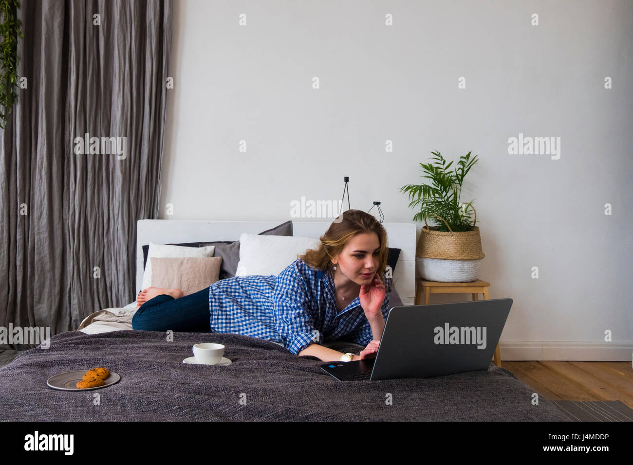 Lady laying down hi-res stock photography and images - Alamy