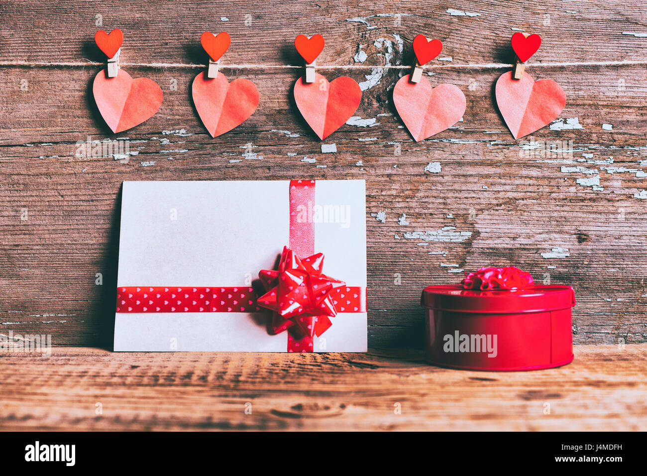 Hanging card hi-res stock photography and images - Alamy