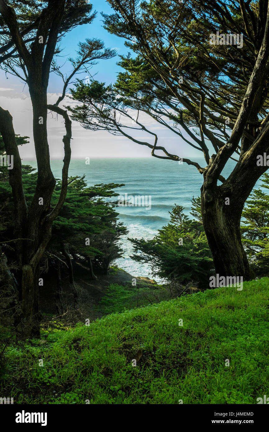 Hill lands hi-res stock photography and images - Alamy