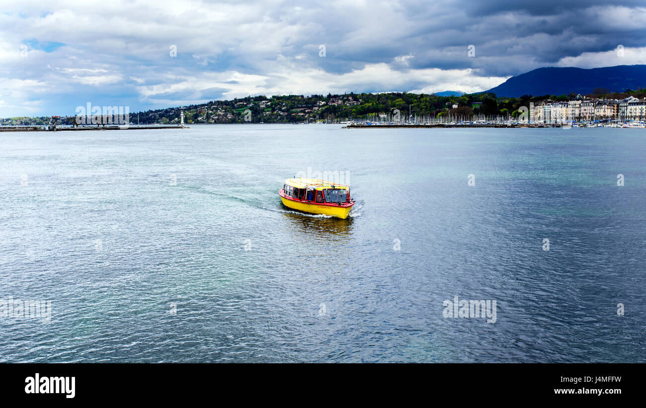 Views of leman lake in Geneva, Switzerland Stock Photo - Alamy