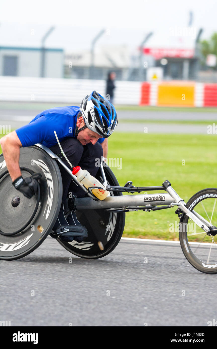 Wheelchair racing hi-res stock photography and images - Alamy