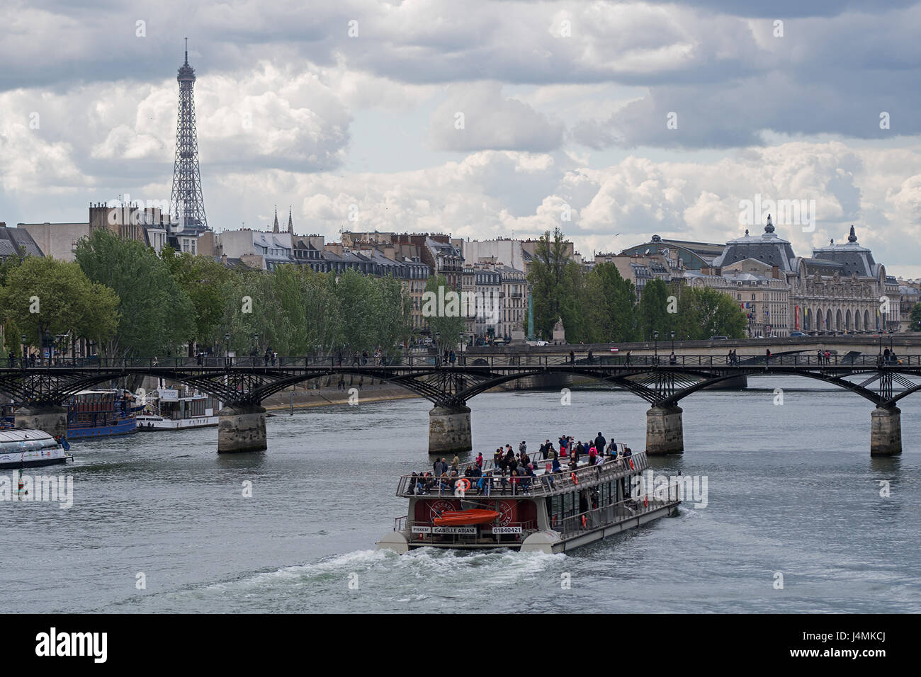 Beautiful paris hi-res stock photography and images - Alamy
