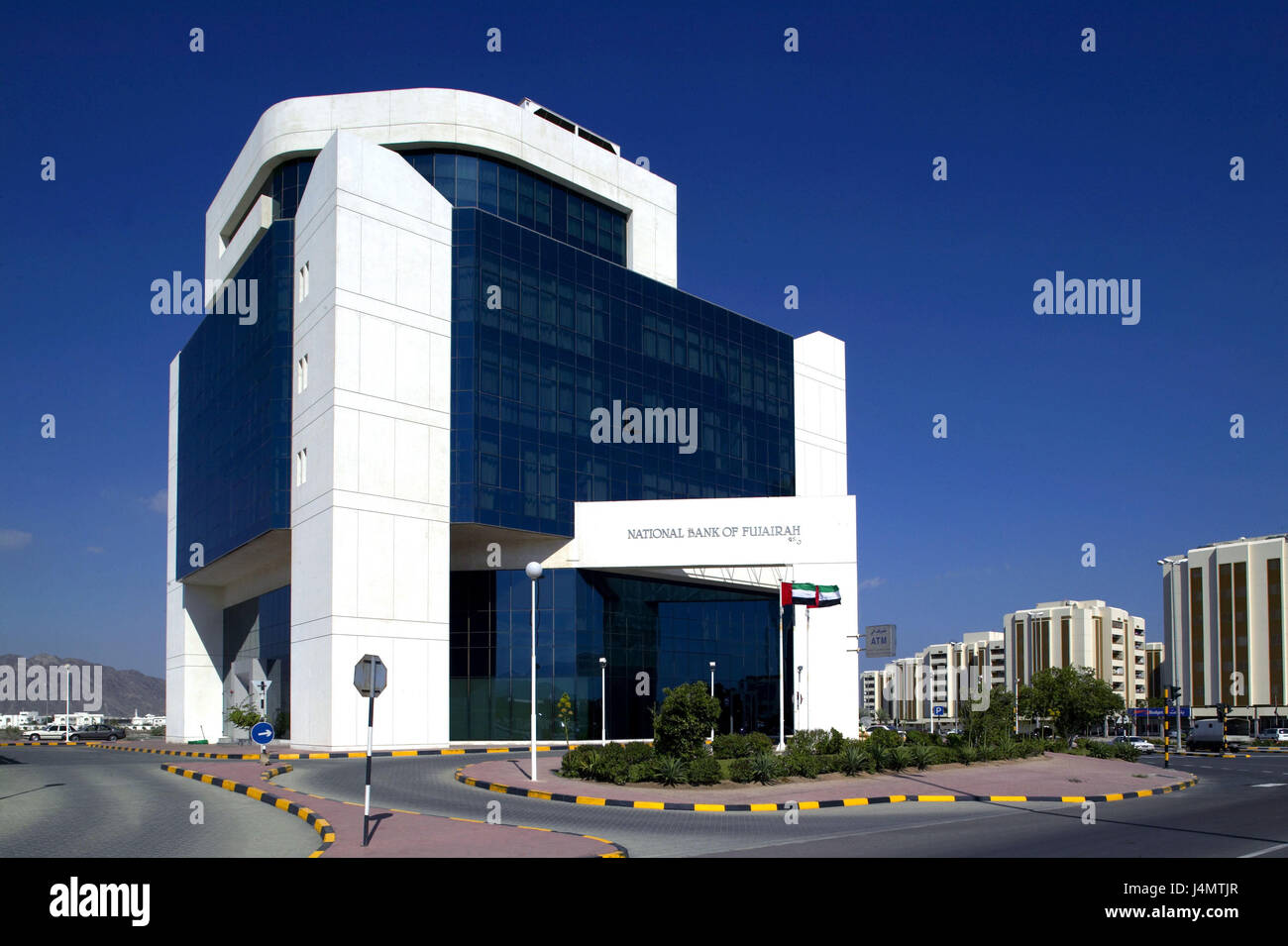 Banks bank of hi-res stock photography and images - Alamy