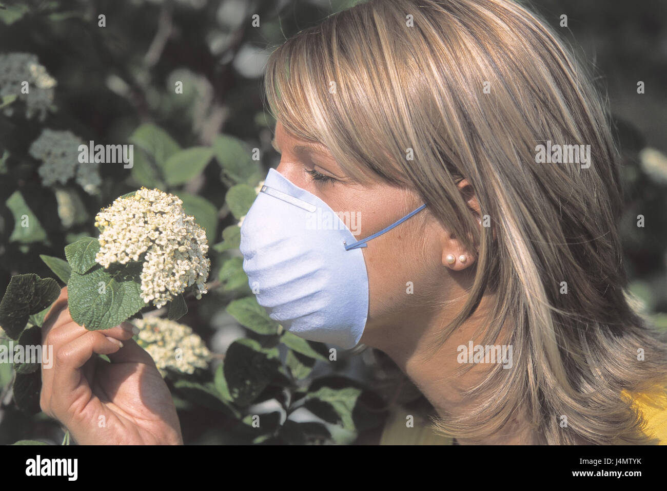 Shrub, blossoms, woman, young, pollinosises, respiration protection ...