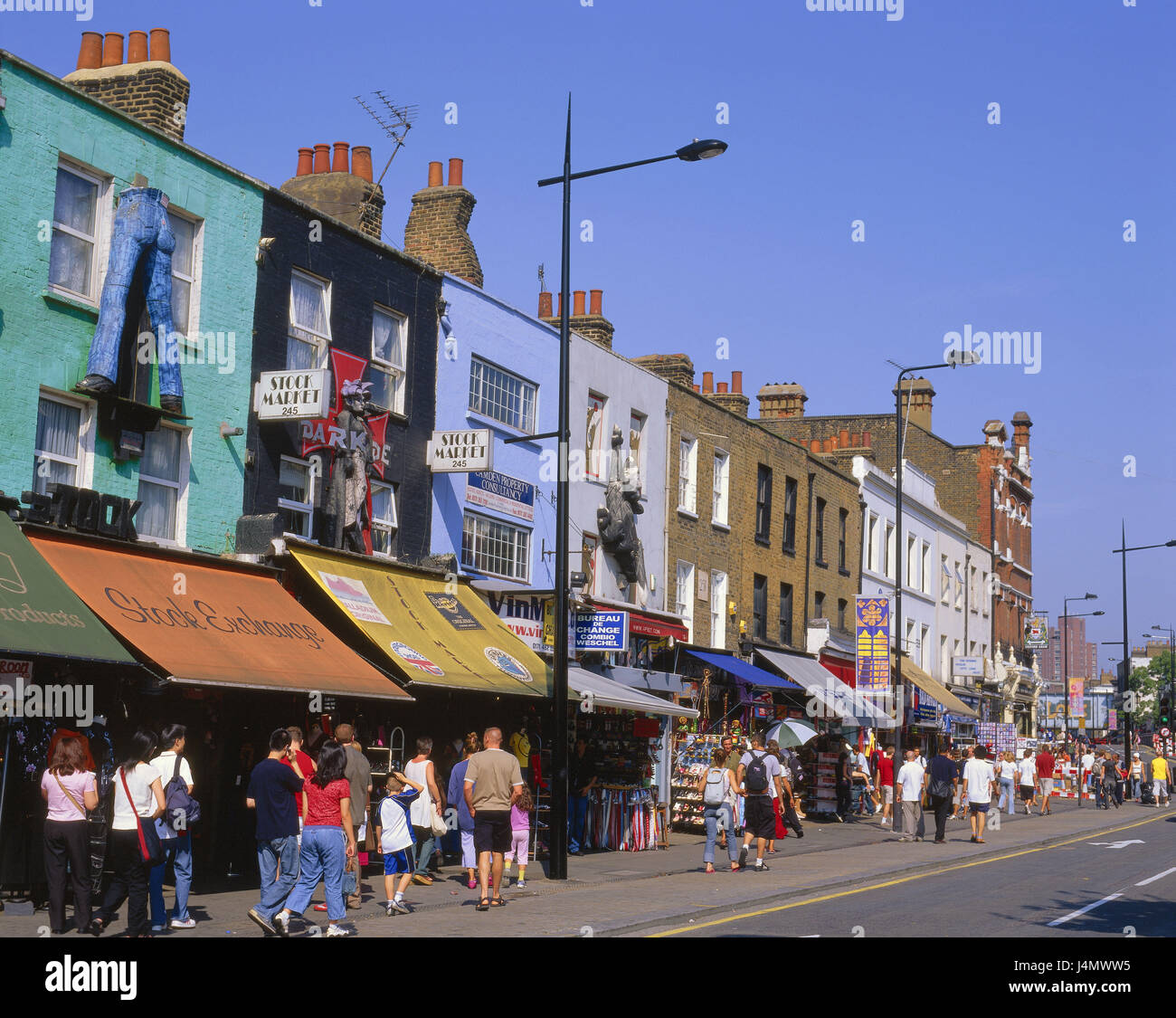 Great Britain, London, Camden, Camden High Street, shops, passers-by ...
