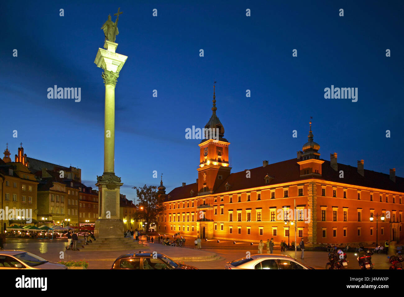 Poland, Warsaw, Old Town, castle square, royal castle, pillar, lighting ...