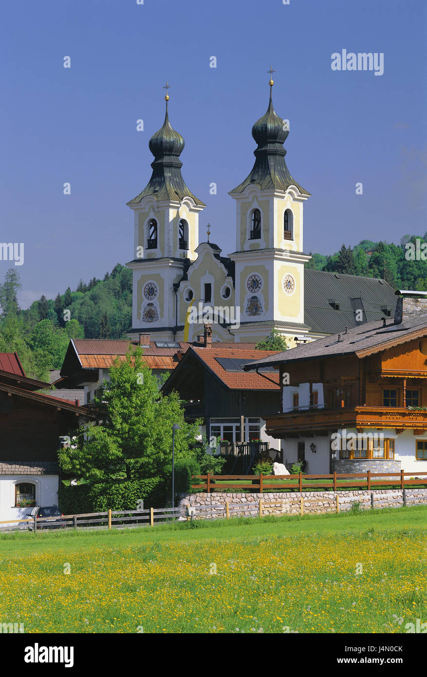 Austria tyrol brixental hopfgarten church hi-res stock photography and ...