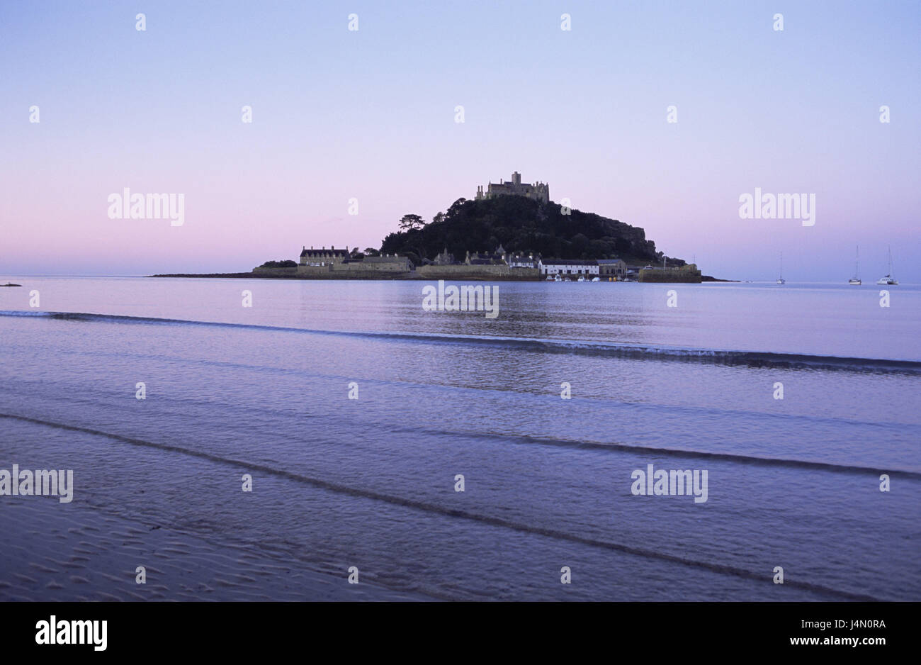 Cornwall mountain hi-res stock photography and images - Alamy