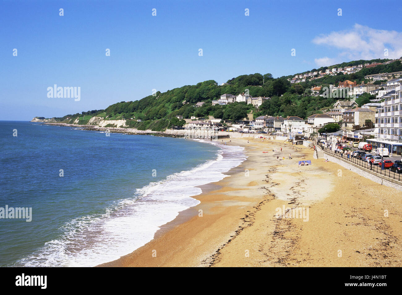 Great Britain, England, Isle of Wight, Ventnor, town view, beach, the ...