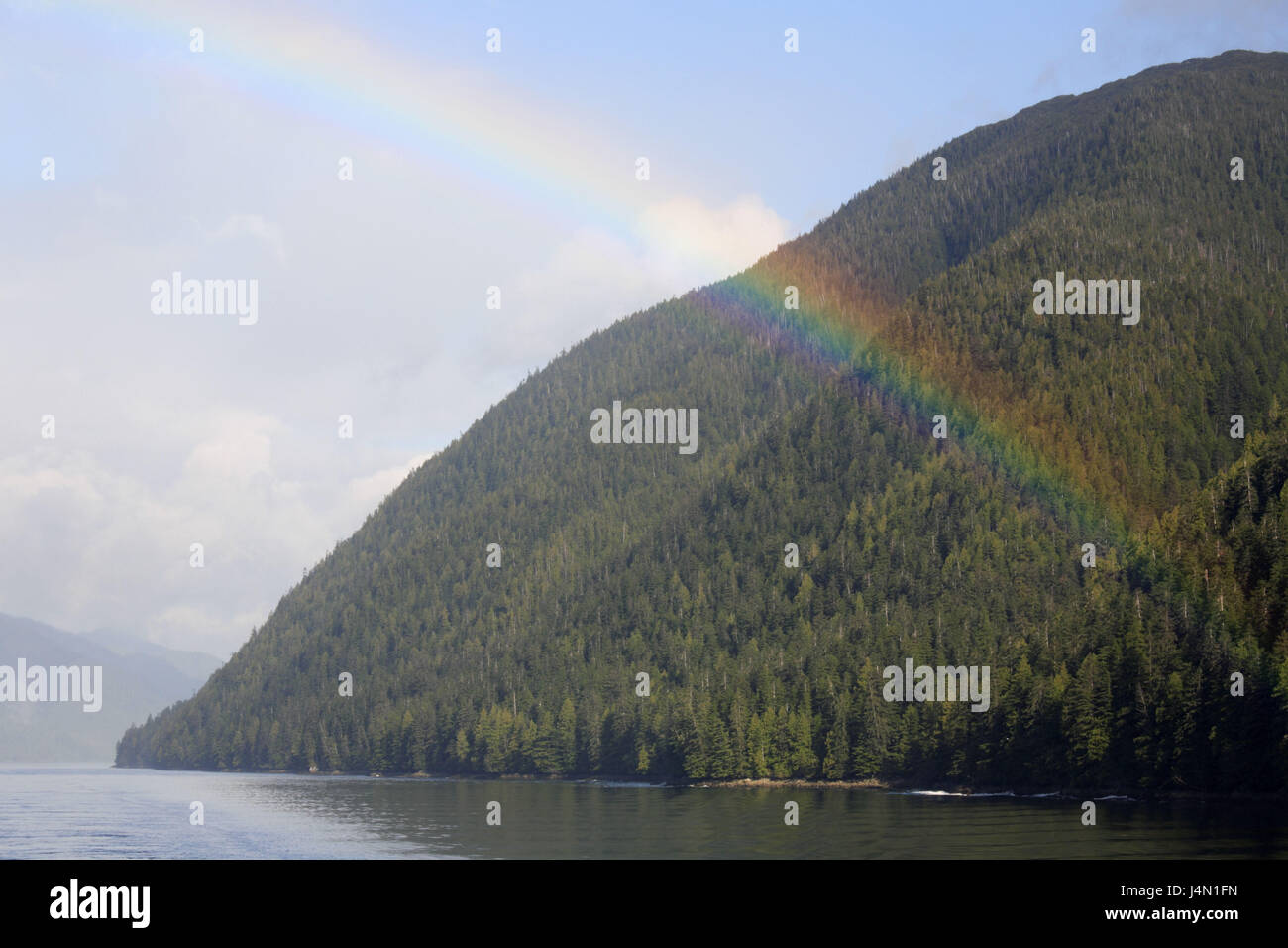 Canada, British Columbia, Great Bear Rainforest, coastal scenery ...