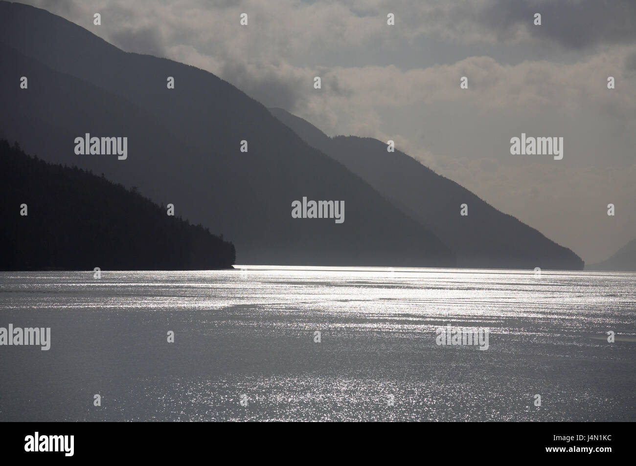 Canada, British Columbia, Great Bear Rainforest, coastal scenery ...