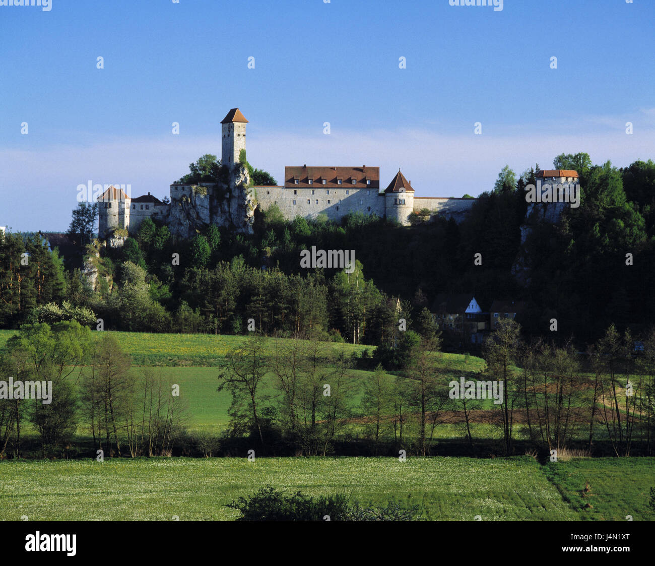 Germany, Central Franconia, new house in the Pegnitz, castle ...