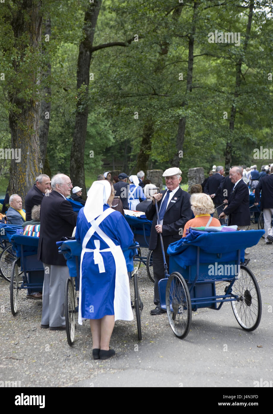 France, Lourdes, park, pilgrim, wheel chairs, Hitting-Pyrenees, Place ...