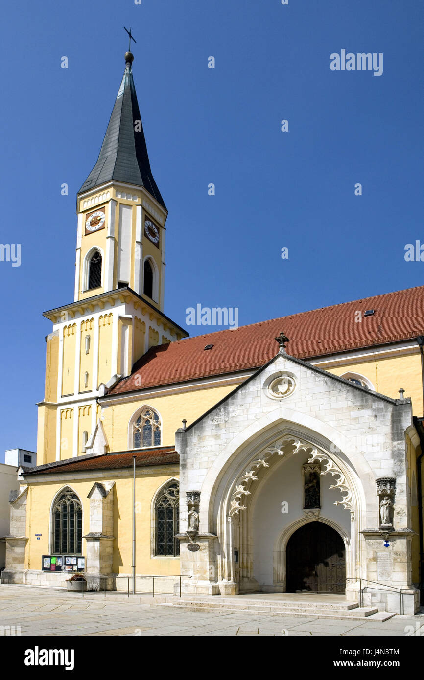 Germany, Bavaria, throaty home, city centre, town parish church the ...