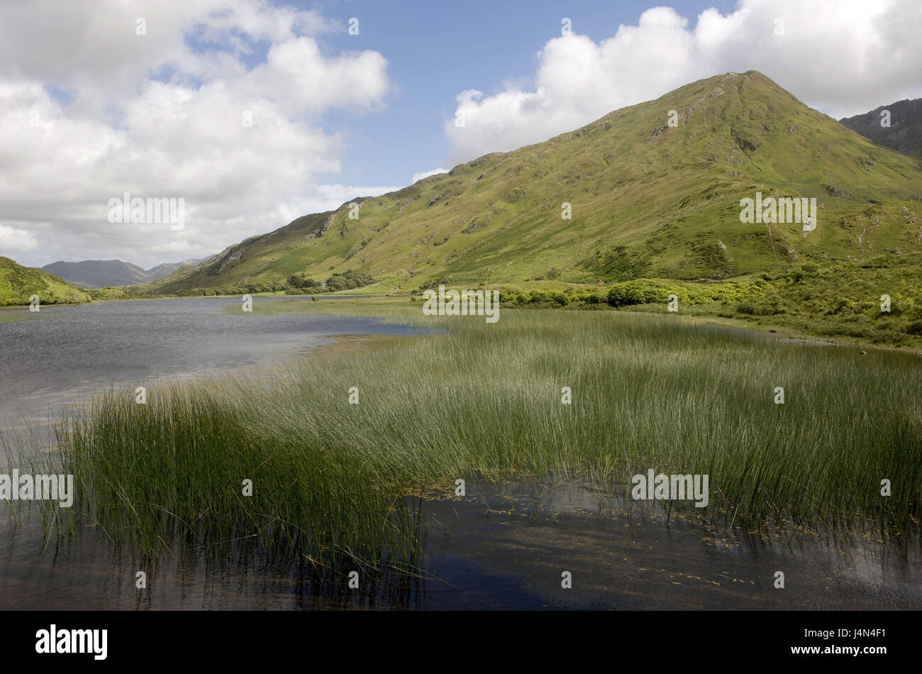 Mountain connacht hi-res stock photography and images - Alamy
