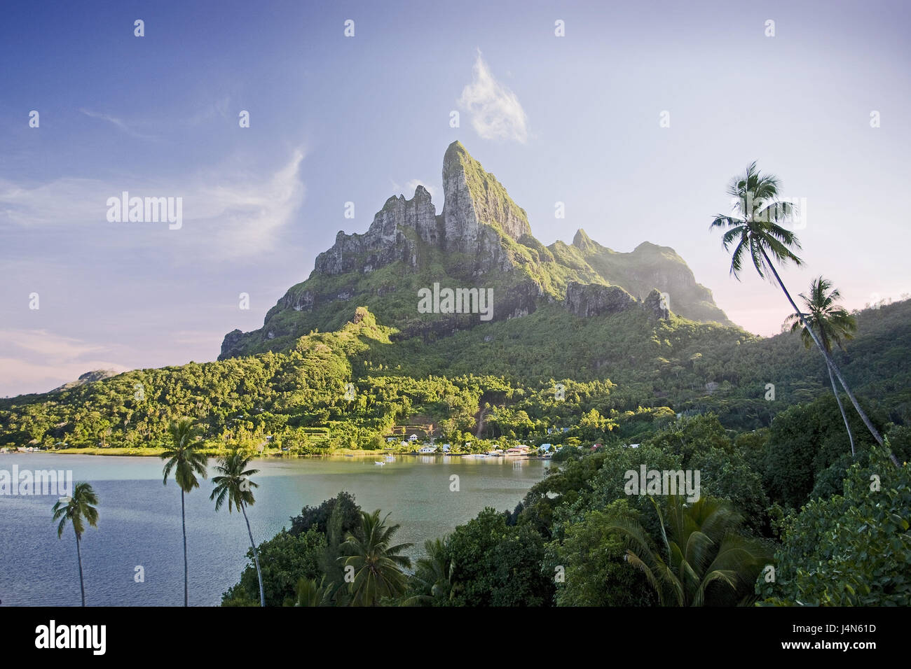 Bora bora hi-res stock photography and images - Alamy