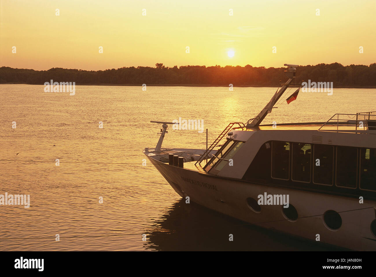Bulgaria, Ruse, the Danube, excursion boat, sundown, soot, Pyce, river ...