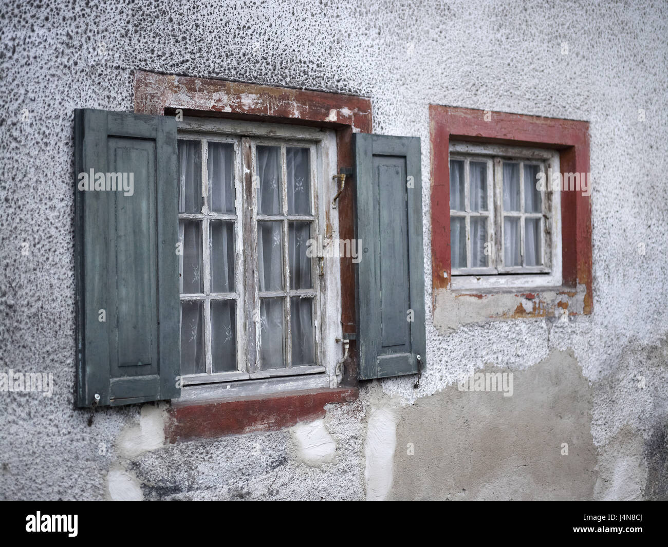 Weather beaten shutters hi-res stock photography and images - Alamy