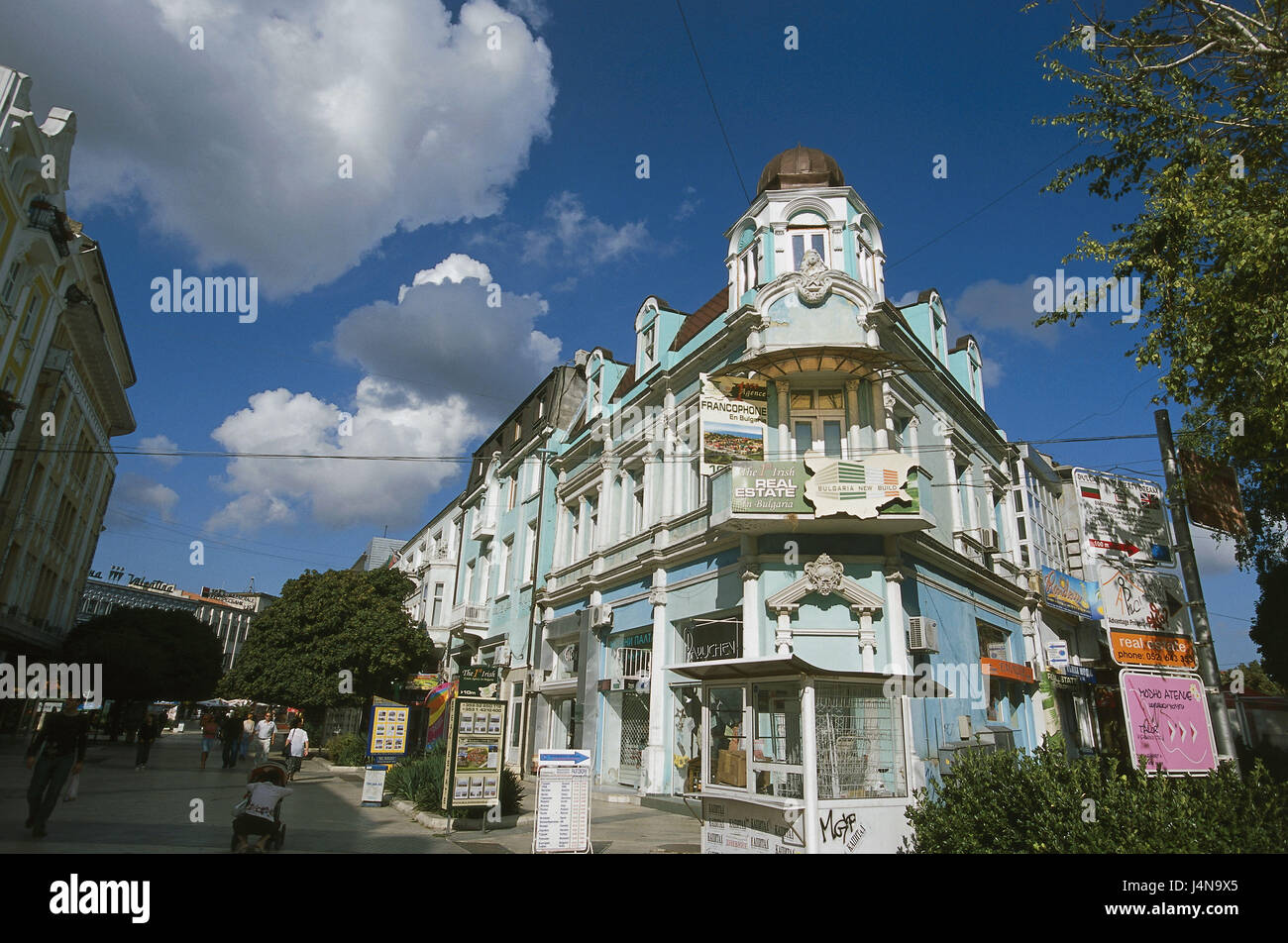 Bulgaria, Varna, city centre, Knjaz Boris's street, Old Town, business ...