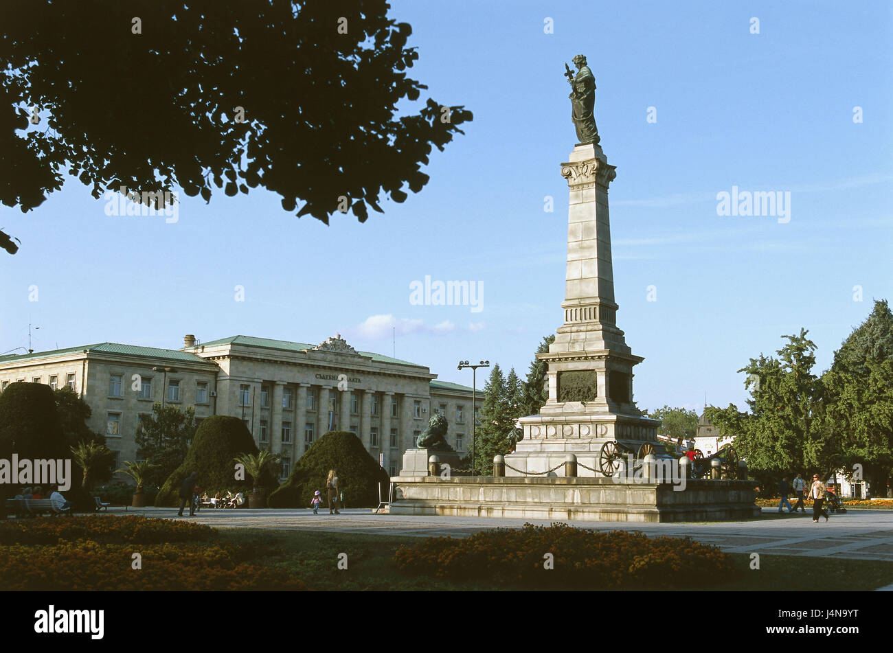 Bulgaria, Ruse, city centre, freedom square, monument of the freedom ...