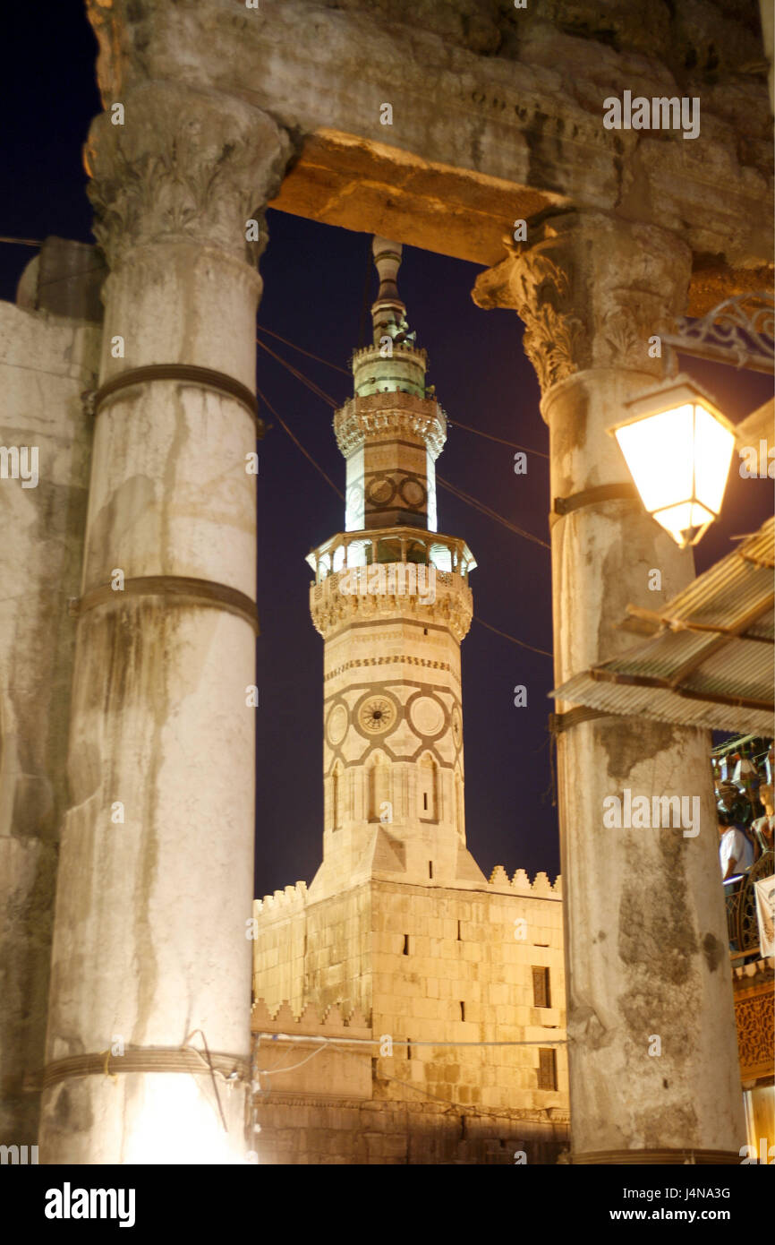 Syria, Damascus, Old Town, Souq Al Hamidiyya, ruin, minaret, Umayyad ...