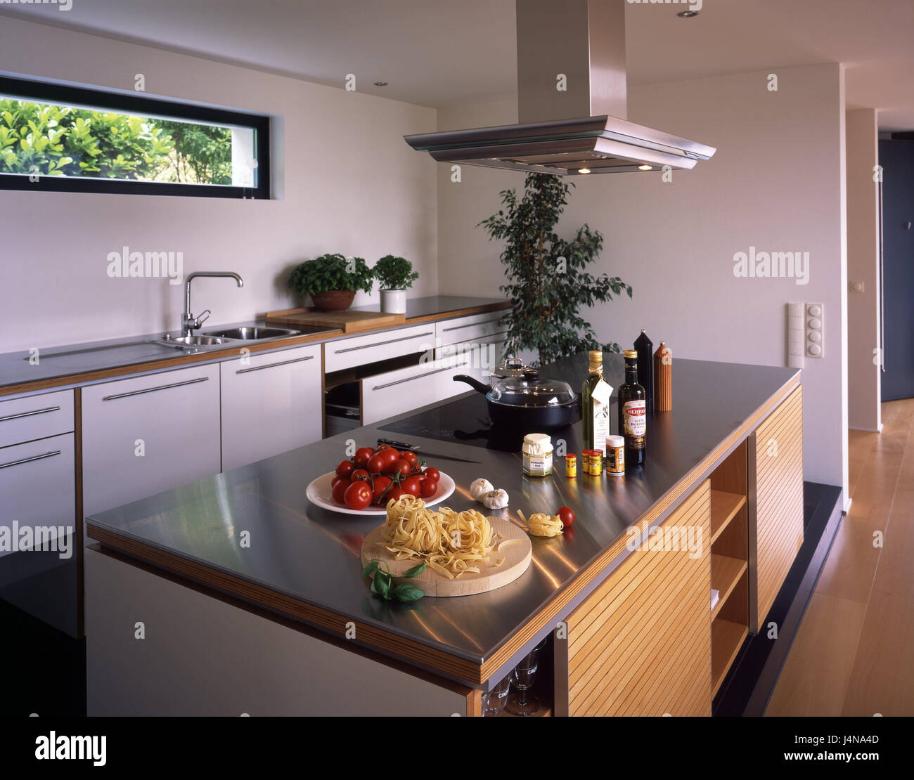 Interior shot, cuisine, flat, living, inside, detail, culinary setup ...