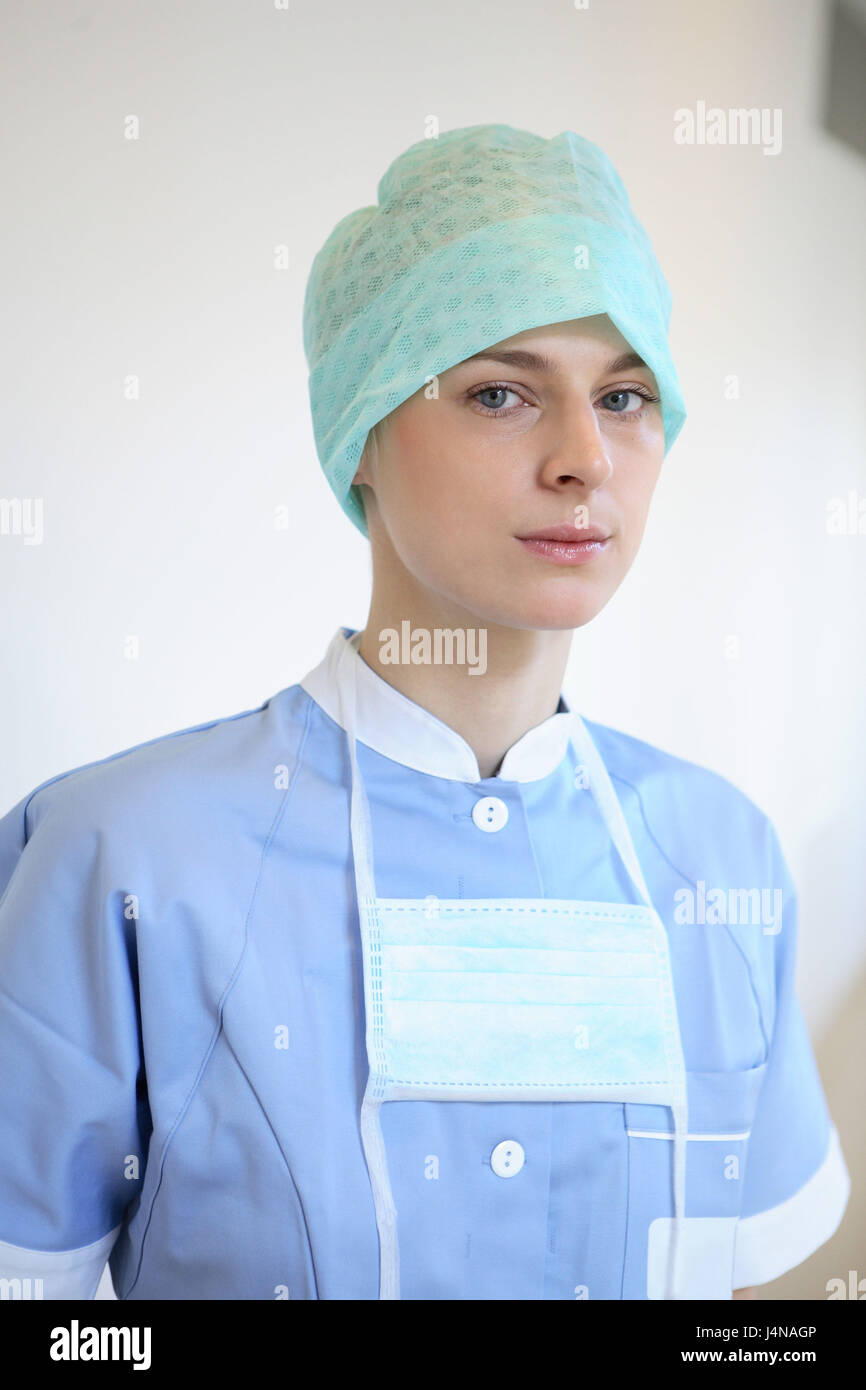 Nurse, mask, bonnet, portrait Stock Photo - Alamy