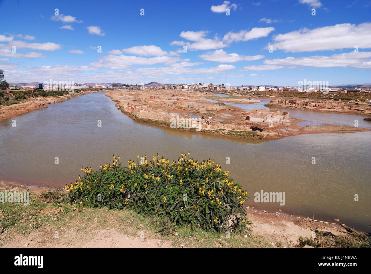 Red brick production, Antananarivo, river, Madagascar Stock Photo - Alamy