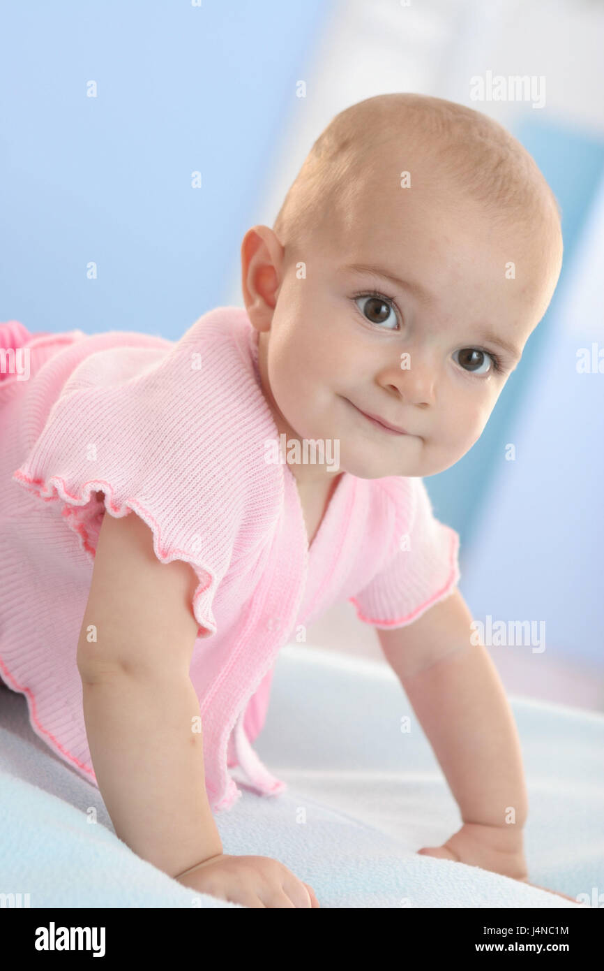 Baby, 6 months, creep, portrait Stock Photo - Alamy