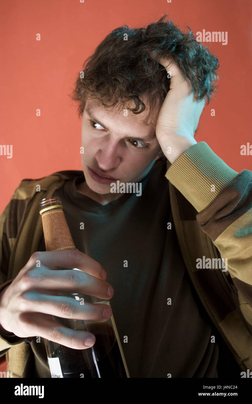 Alcohol flask hi-res stock photography and images - Alamy