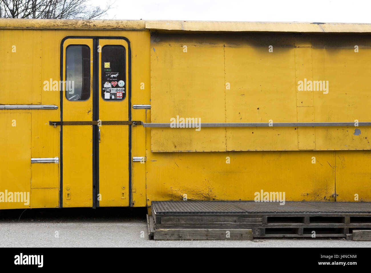 Underground carriage hi-res stock photography and images - Alamy
