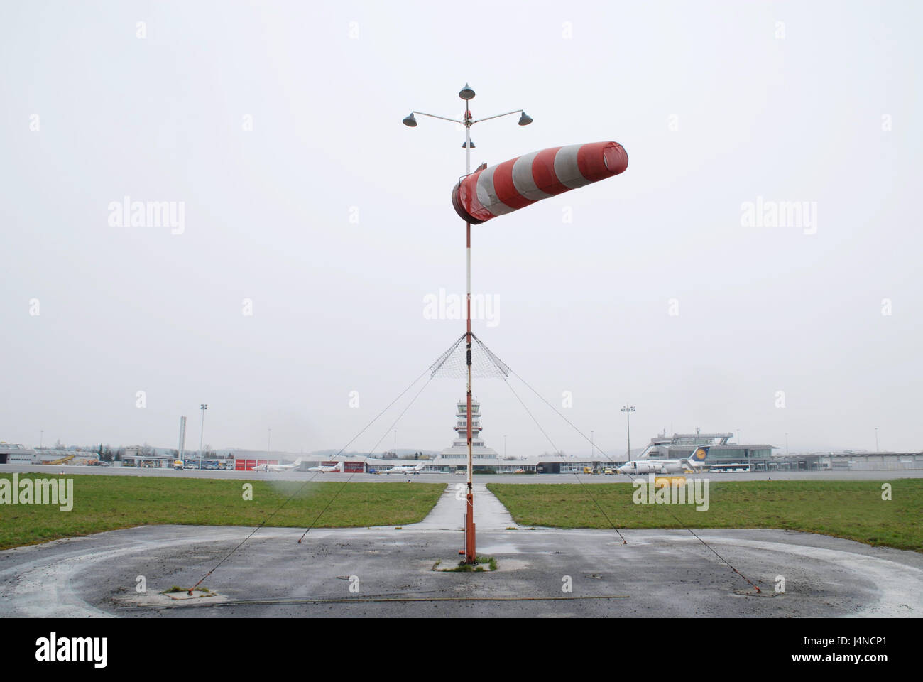 Force measuring instrument hi-res stock photography and images - Alamy