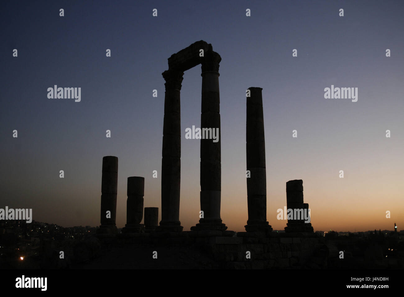 The Middle East, Jordan, Amman, Herkulestempel, pillars, ruins, evening ...