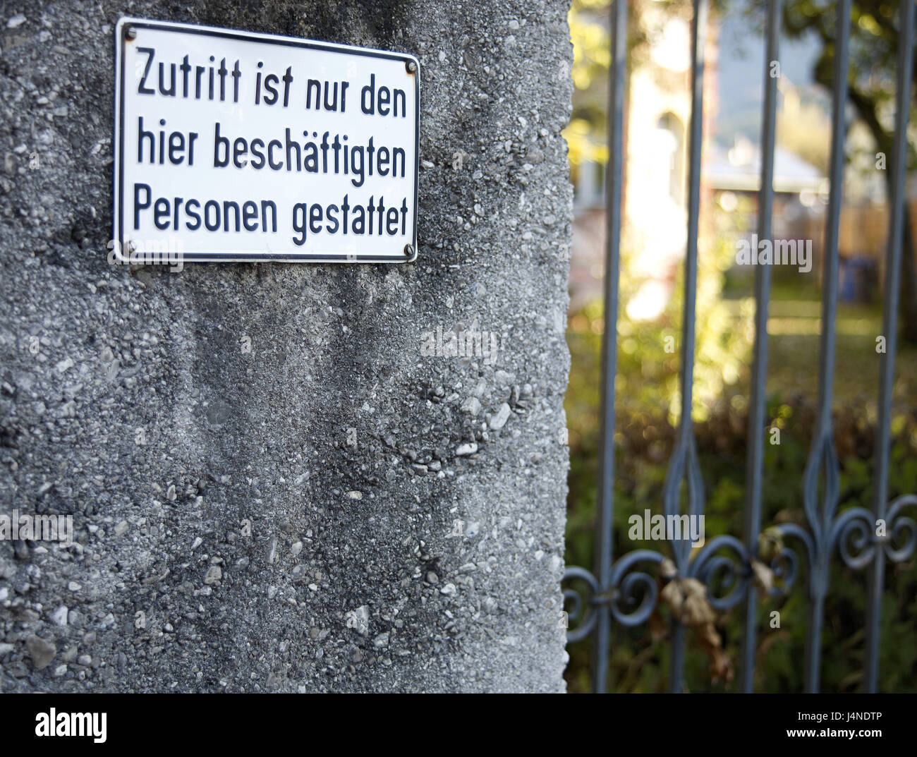 More poorly, sign, iron gate, outside, detail Stock Photo - Alamy