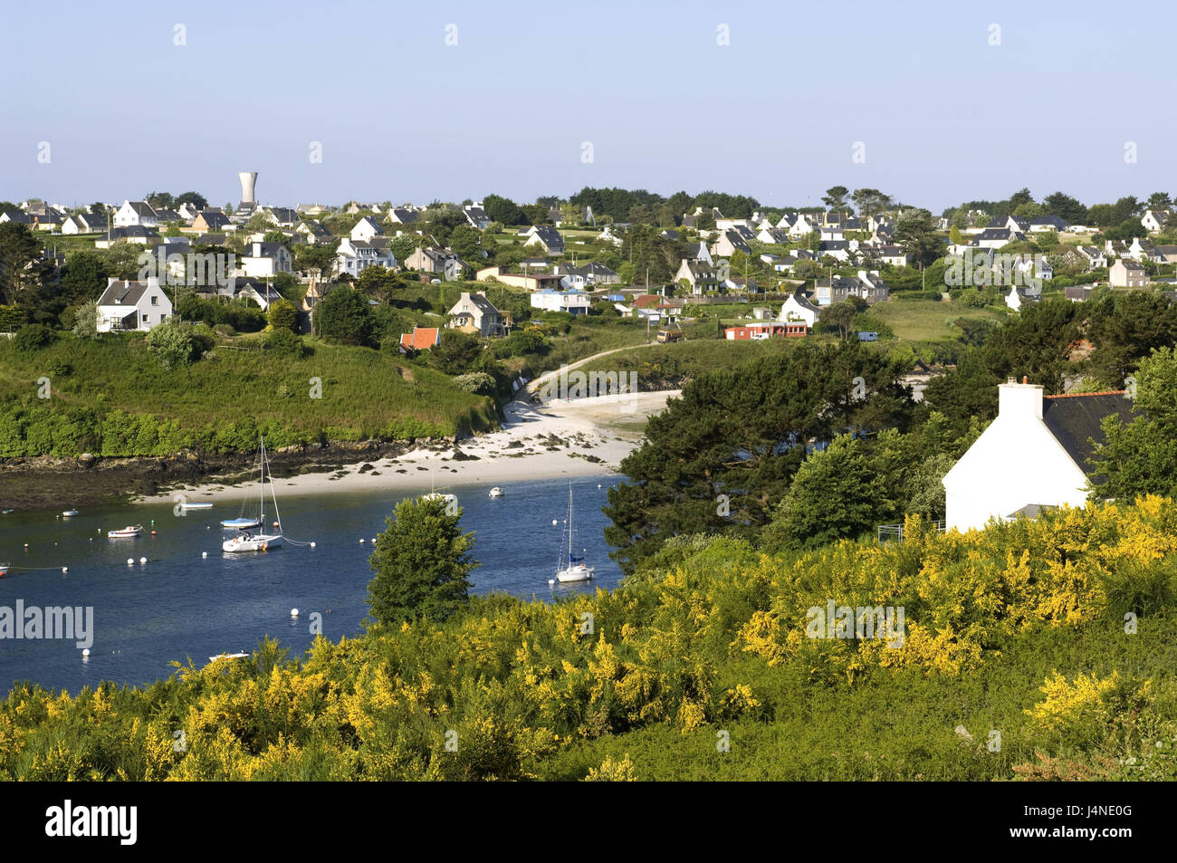 France, Brittany, Aber-Benoit, local view, harbour Stock Photo - Alamy
