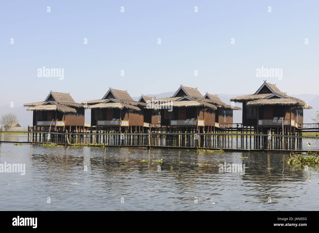 Five star lake hi-res stock photography and images - Alamy