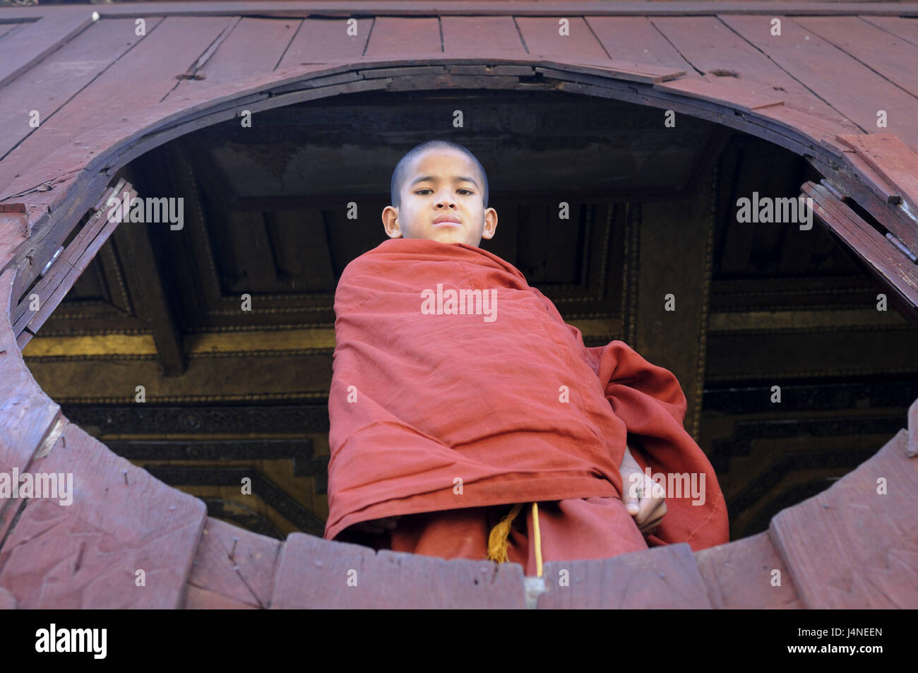 Monk, young, aperture, cloister, Buddhist, Inle lake, Myanmar Stock ...