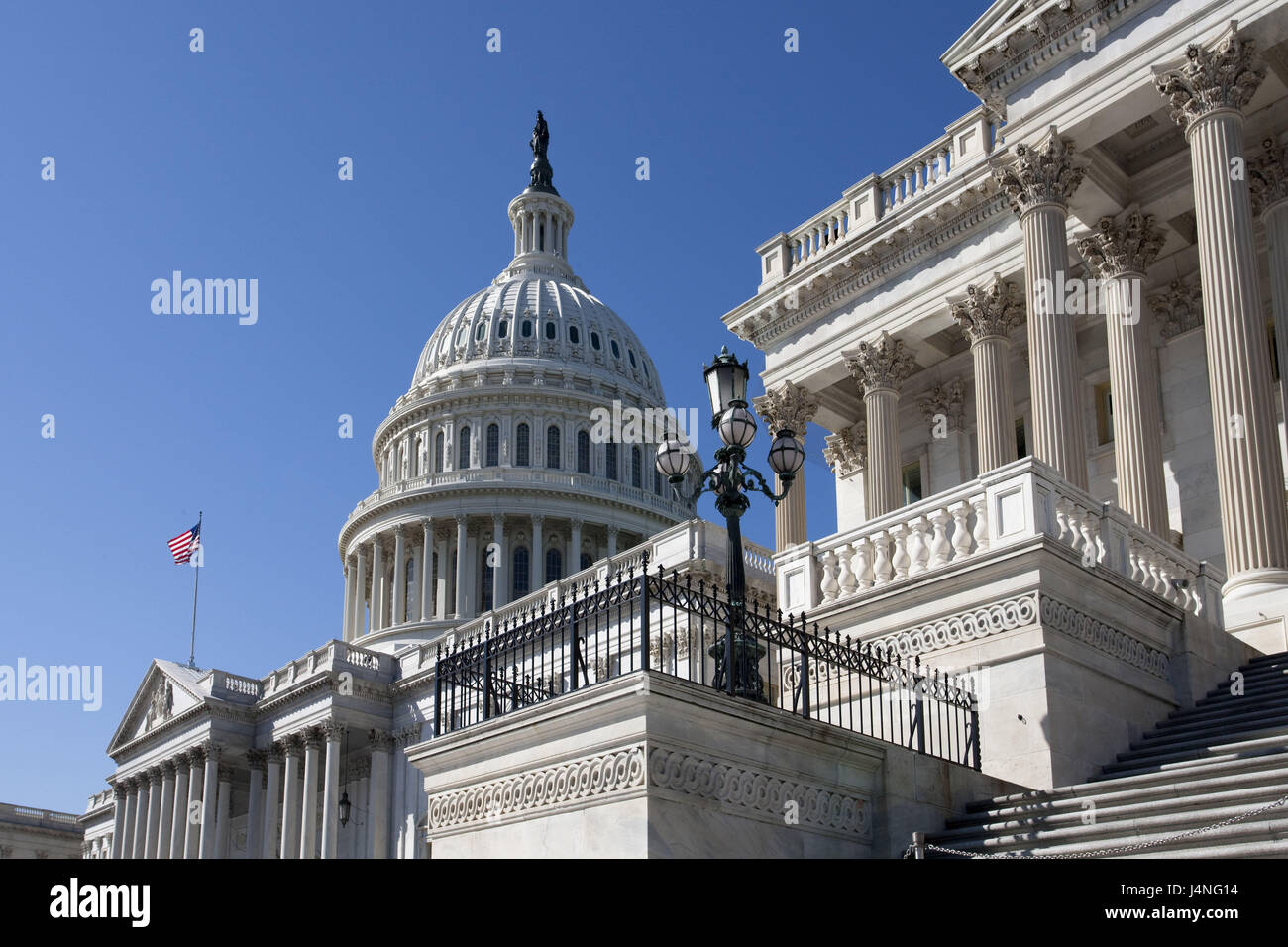 Washington city flag hi-res stock photography and images - Alamy