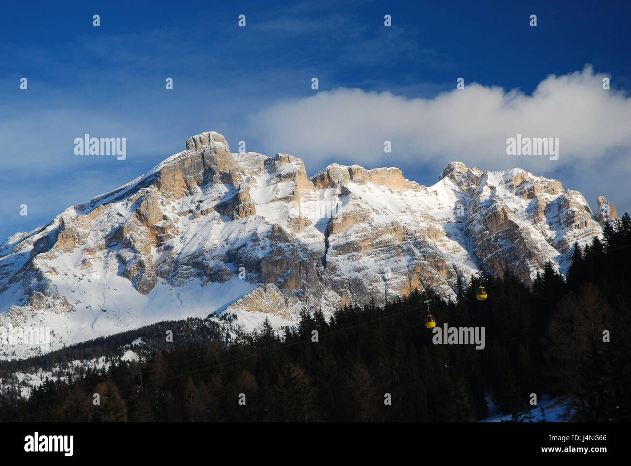 Italy, South Tirol, high abbey valley, Alta Badia, La Villa, mountains ...