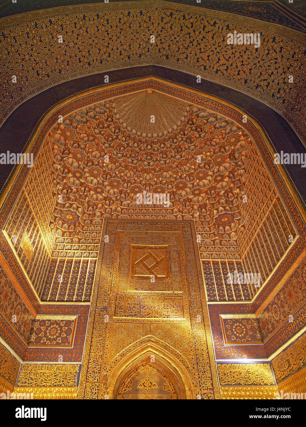 Uzbekistan, Samarkand, Sherdor Medrese, 17. Cent., inside, grace notes ...