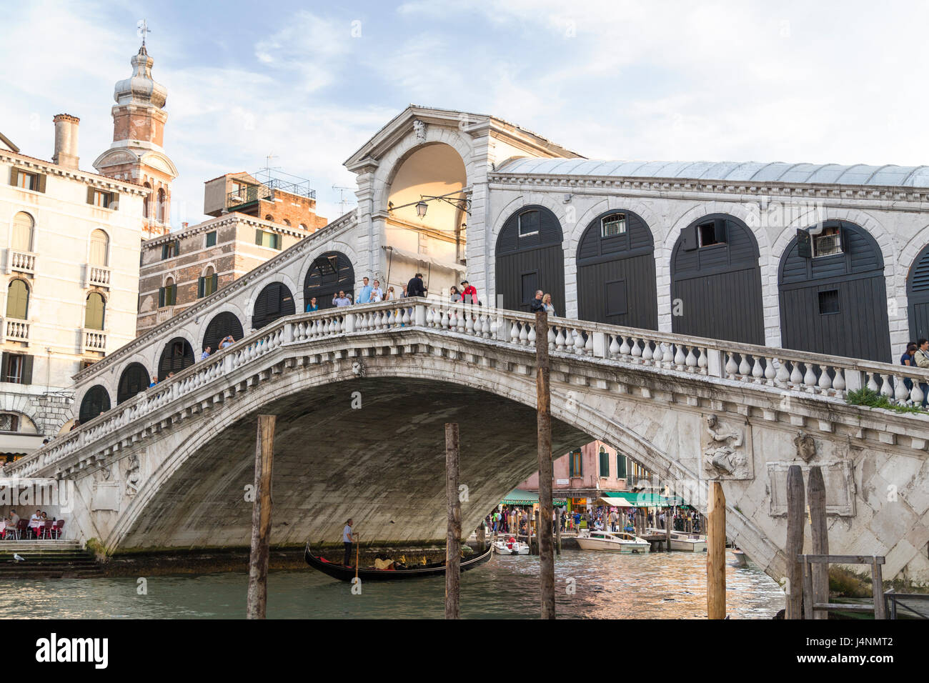 The Rialto bridge Stock Photo - Alamy