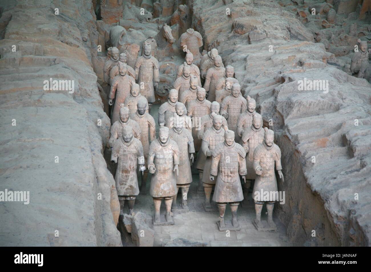 the terracotta army is a collection of terracotta sculptures depicting ...