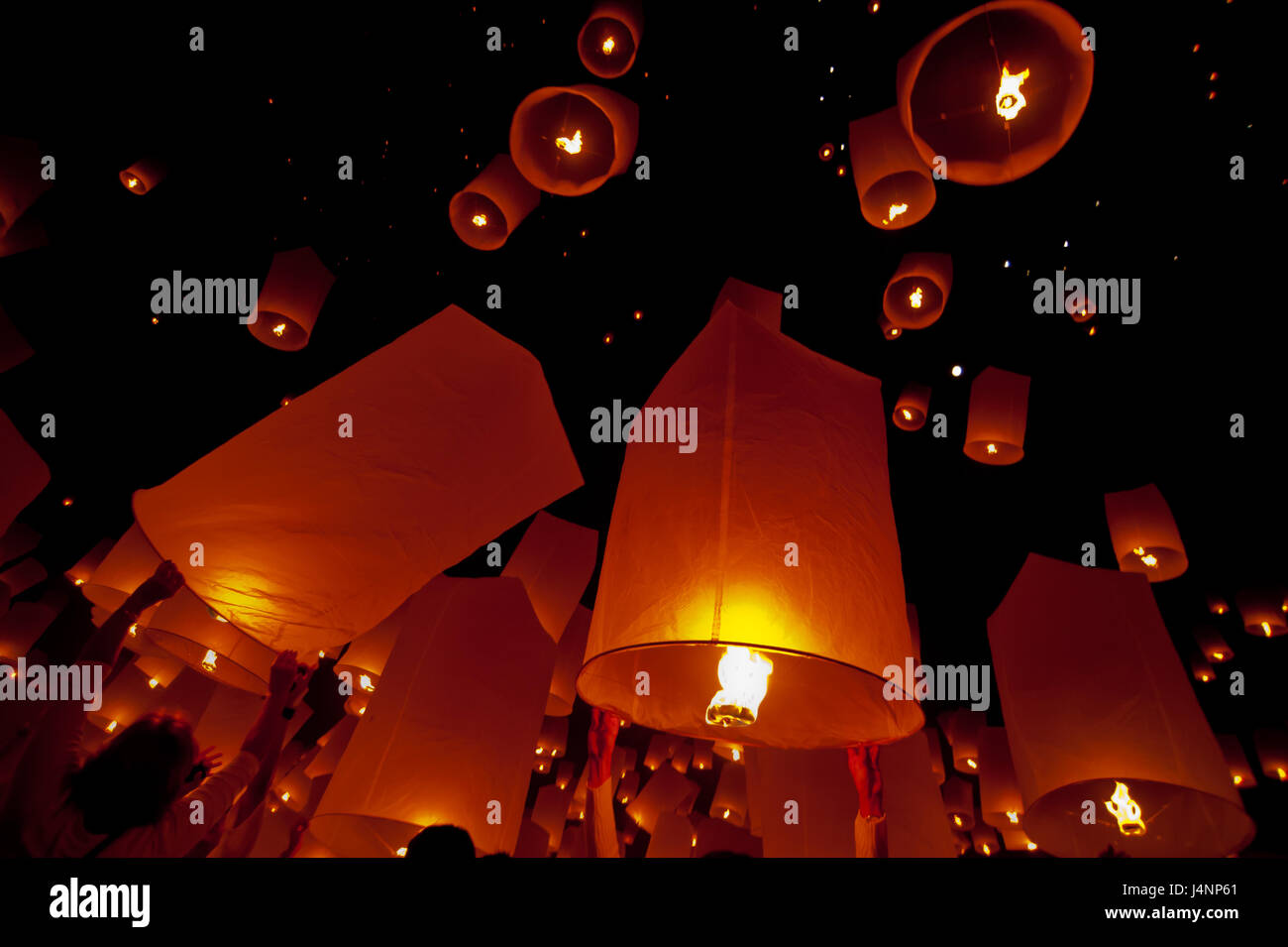Floating lantern in Yee Peng festival (Loy Krathong), Buddhist floating ...