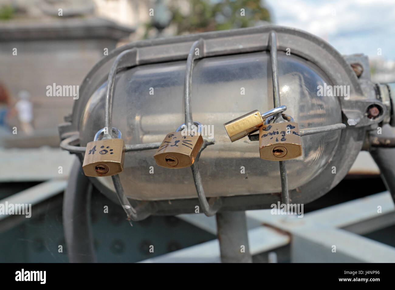 'Love locks' on a pavement light on the Széchenyi Chain Bridge in ...