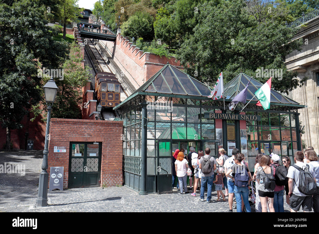 Buda castle funicular train funicular hi-res stock photography and ...