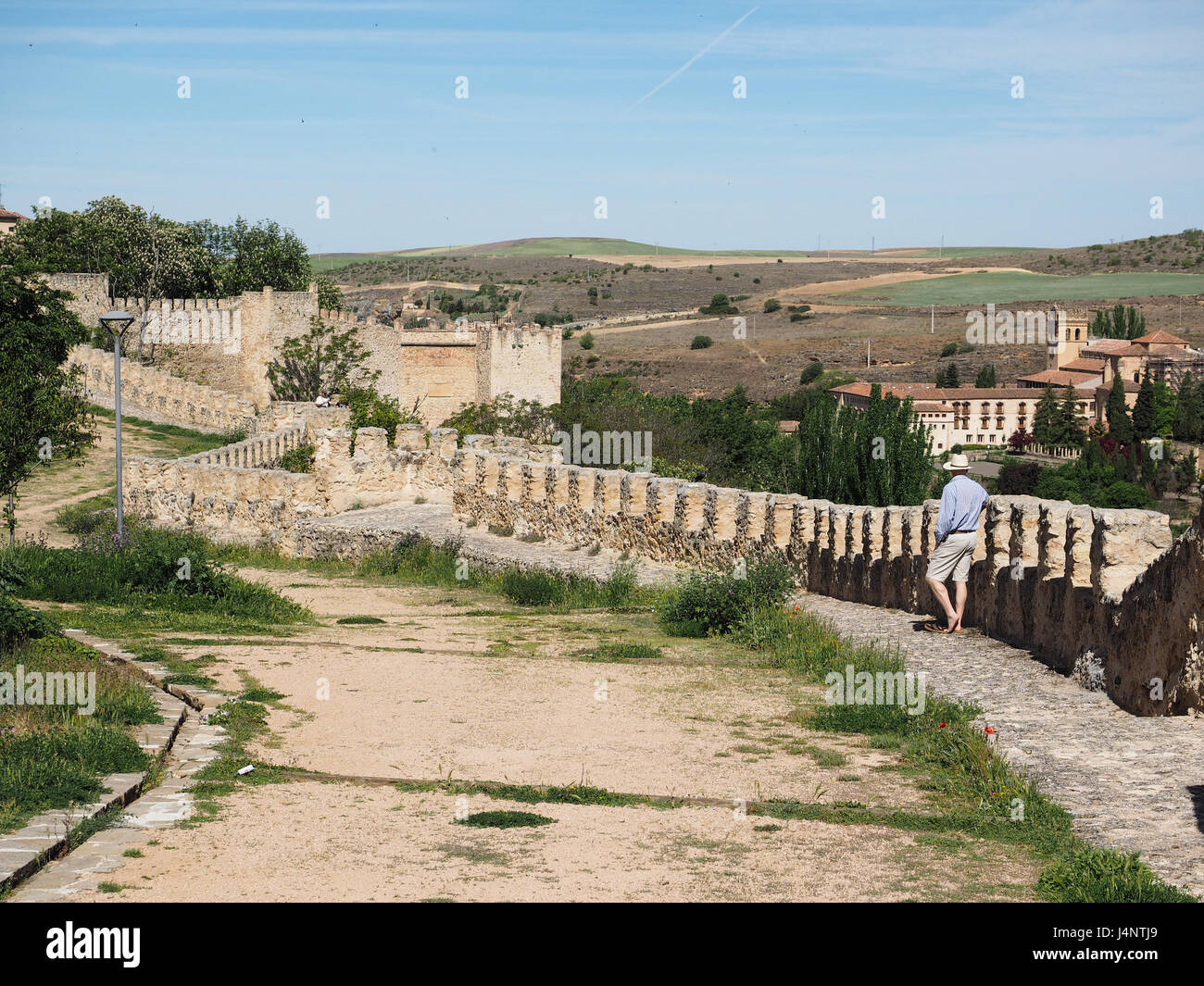 Castellations hi-res stock photography and images - Alamy