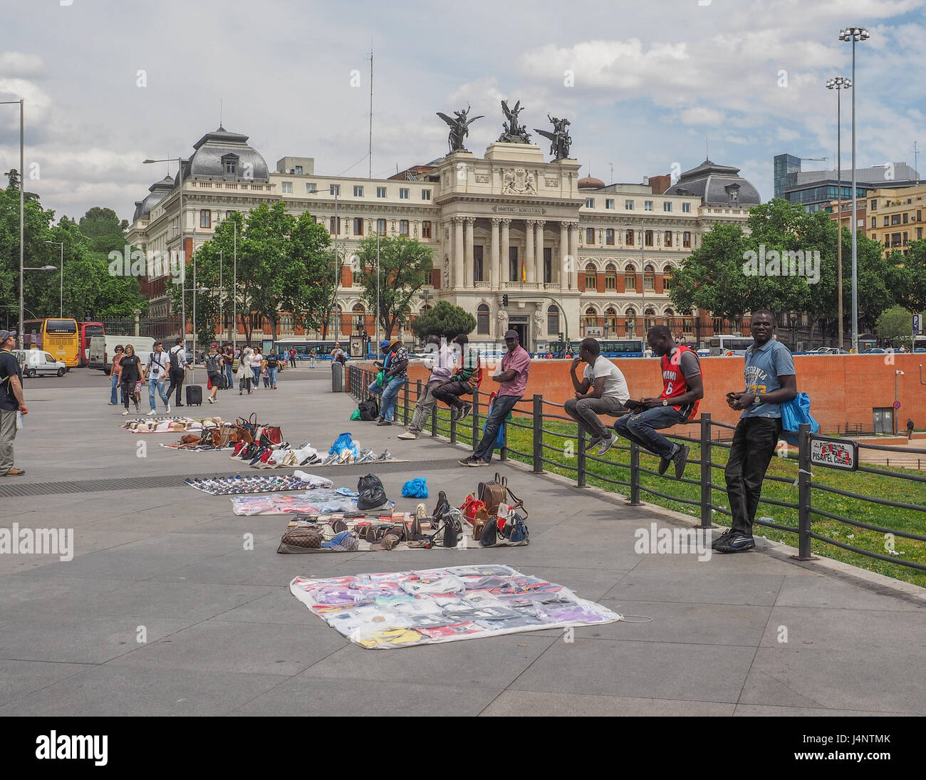 Surviving on the street hi-res stock photography and images - Alamy