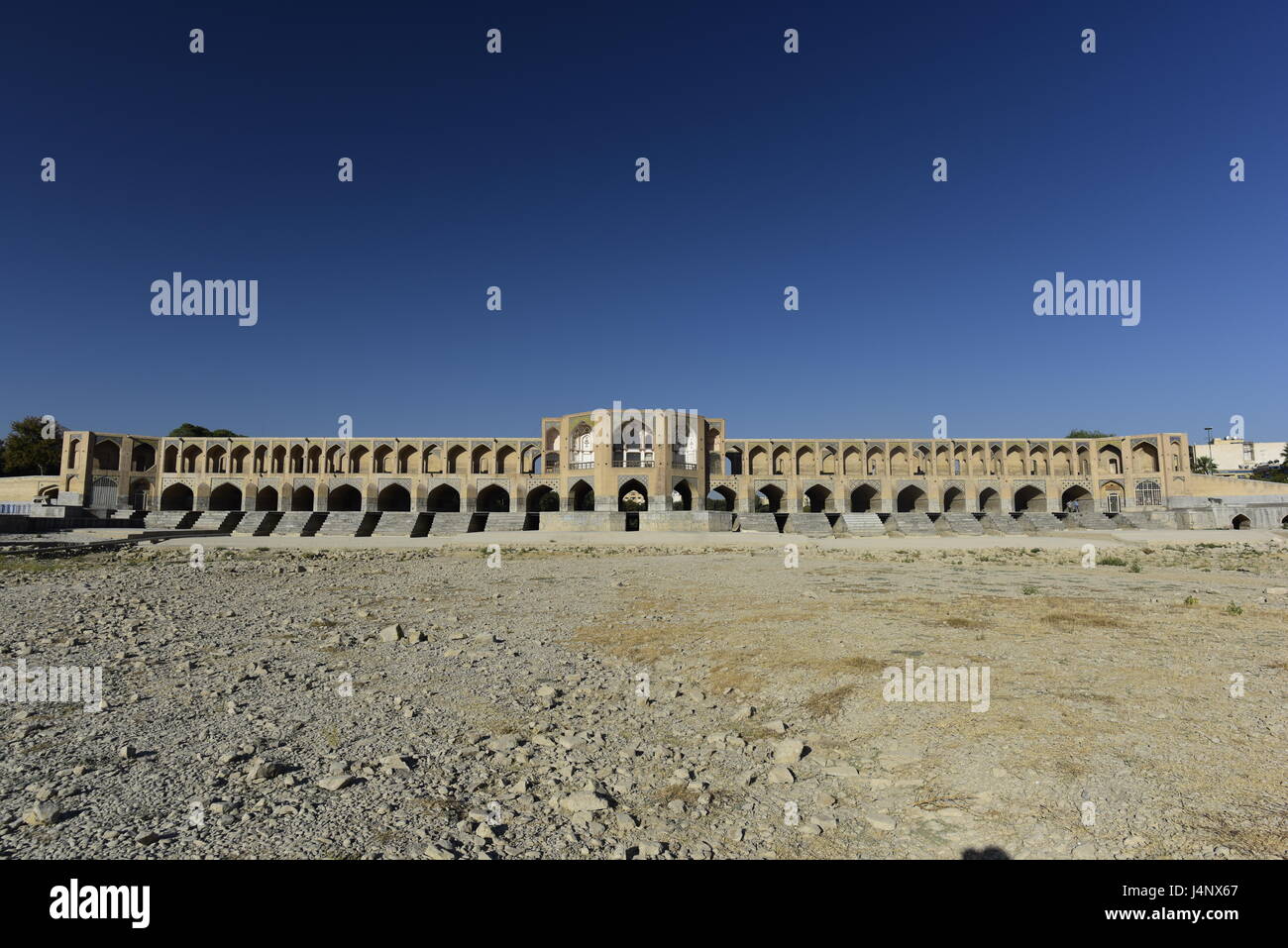 Isfahan street hi-res stock photography and images - Alamy