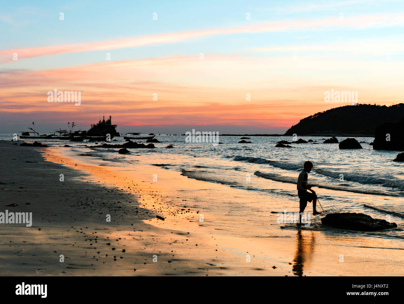 Thandwe district hi-res stock photography and images - Alamy