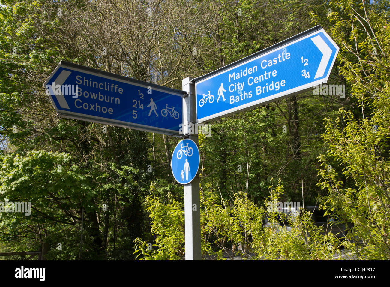 Pedestrian direction sign local hi-res stock photography and images - Alamy